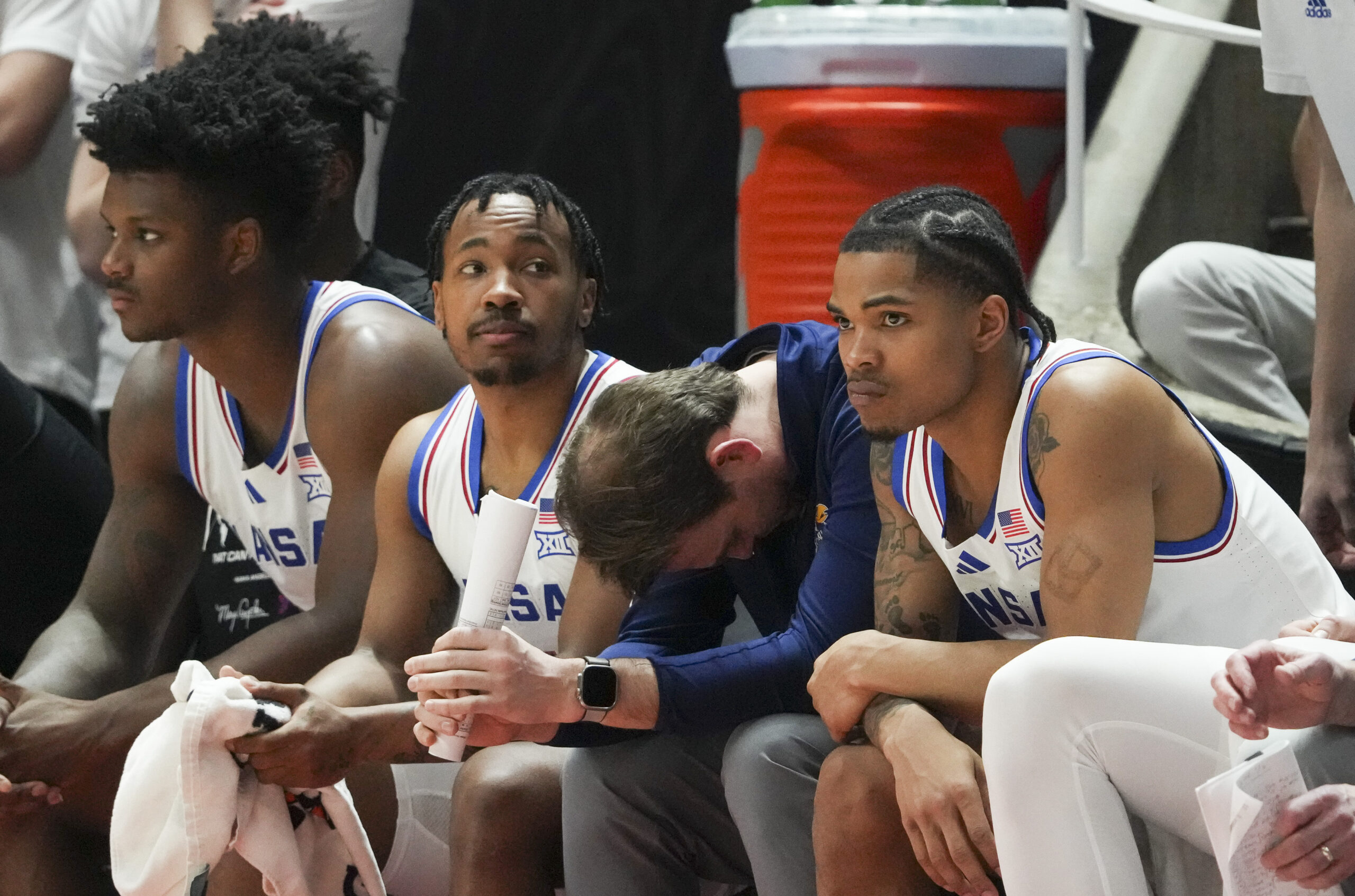 Henry in the Huddle | KU continues to demonstrate that it can lose to ...